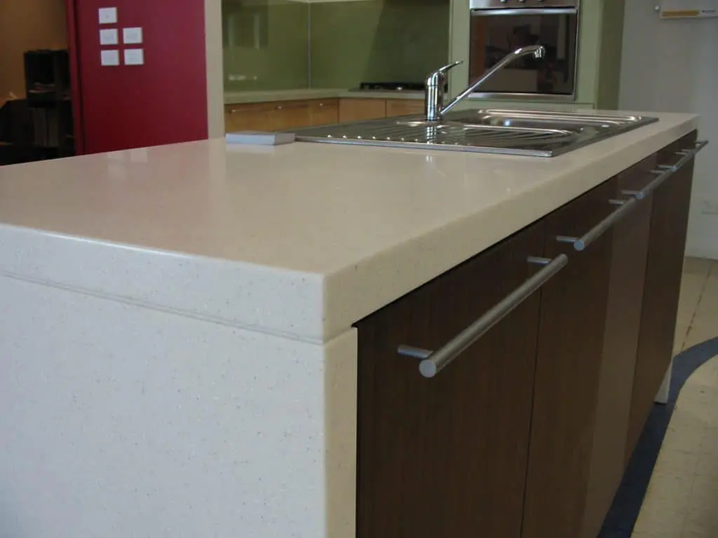 hanstone quartz countertops | Elemental Green