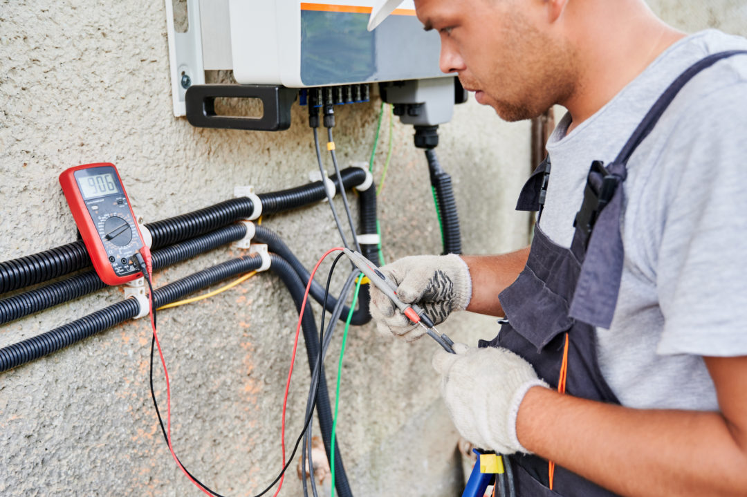 6 Critical Questions to Ask About a Solar Battery System
